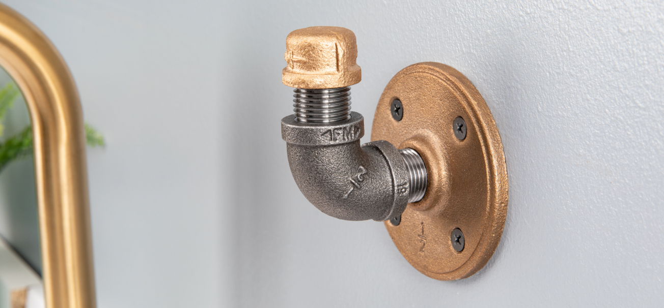 1/2 in. x 12 in. Red Brass Pipe — PIPE DECOR