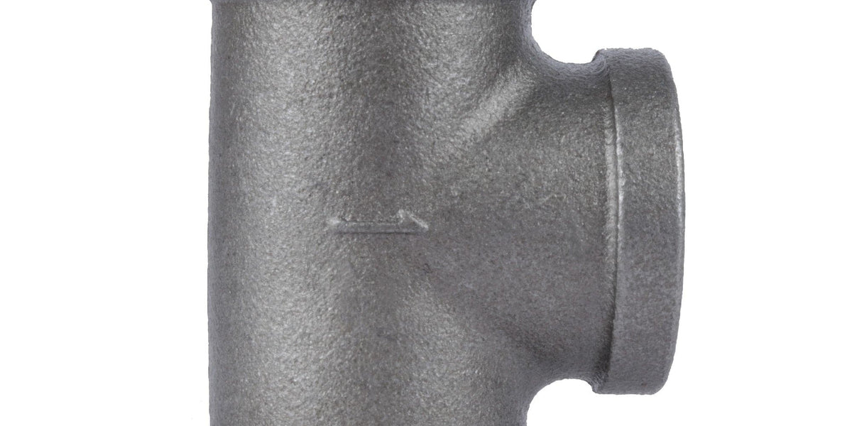 1 in. Black Tee — PIPE DECOR