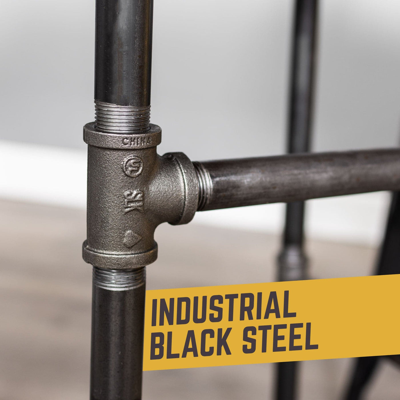 Solitaire Kitchen Table | Industrial Steel | PIPE DECOR
